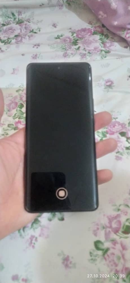 Honor X9b \\nKorobka yo\\nHolati tiniq\\n230$\\n Obmen bor koramiz