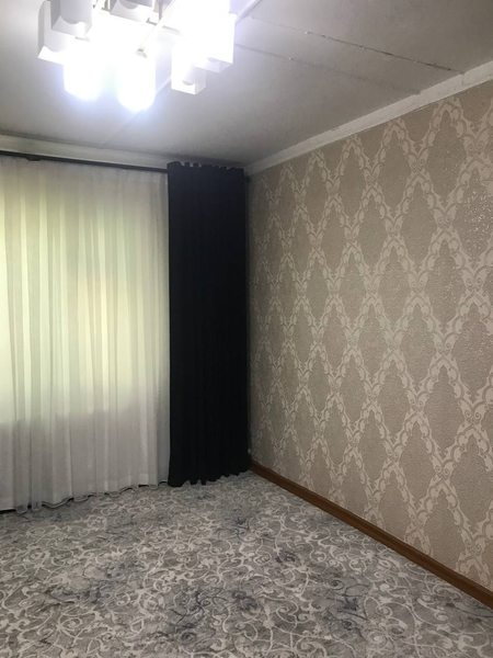 Продаётся 2-х комнатная Спутник Ц-2 квартал Янгихаёт