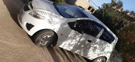 Chevrolet spark 2011 yil rodnoy
