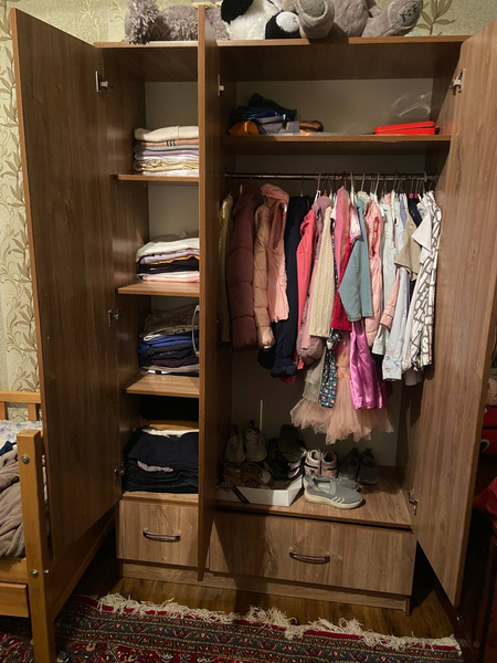 Продам шкаф в хорошем состоянии