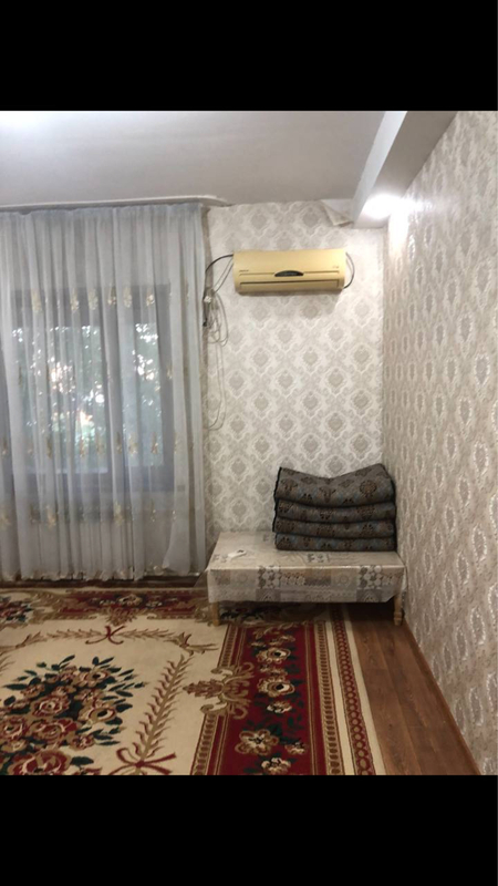 Аренда куйлюк 1.  2 ком 3 этаж 350$. Для семя
