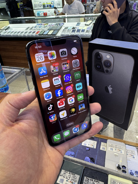 iPhone 13 Pro LLA