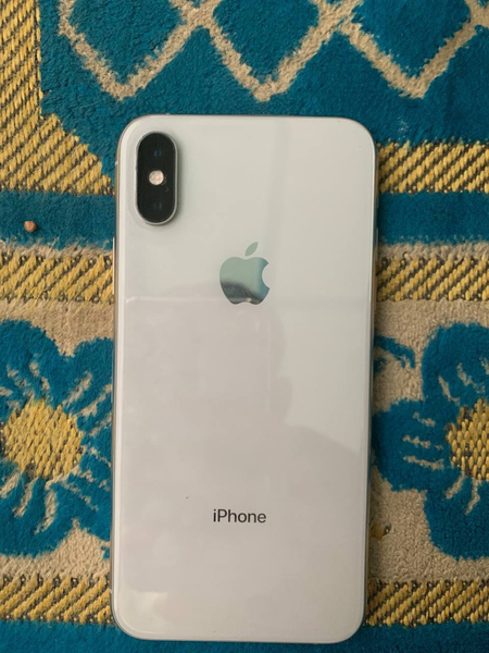 Iphone XS 64 GB ideyal sotiladi