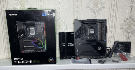 ASRock Z690 Taichi Razer Edition