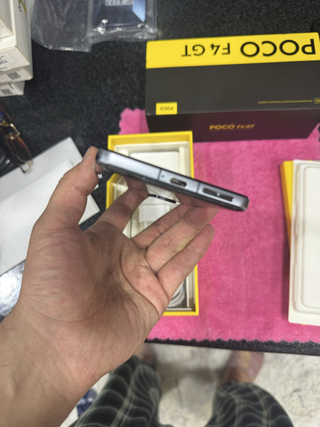 poco f4 gt pamit 8.128g holati yahwi karopka dak kamplekt