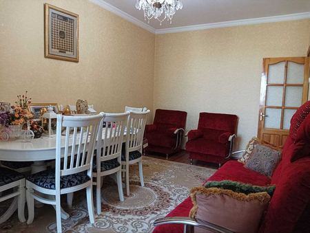 Срочно продаю 3х ком./3/5 Юнусабад 11 с хорошим ремонтом (м999)