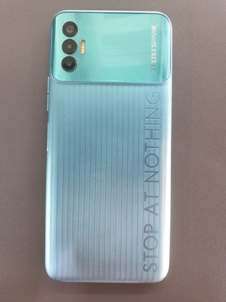 Tecno Spark 8P sotiladi