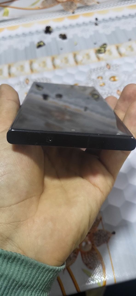 Samsung 23 ultra 12/256g 1 yarim oy bo'li olinganiga