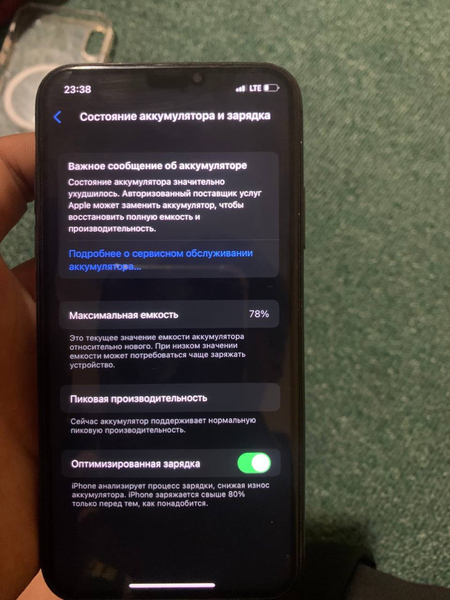 IPhone X norm tell rangi qora