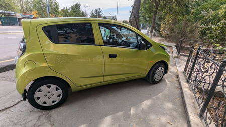 Продам Spark 1L мотор. Автомат