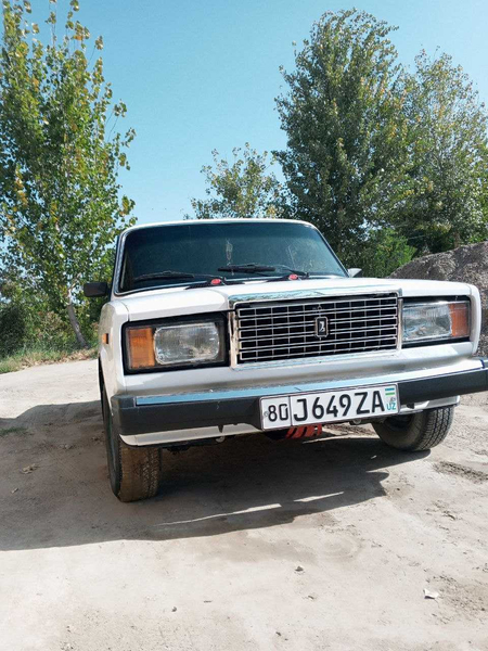 Ваз 2107 сотилади