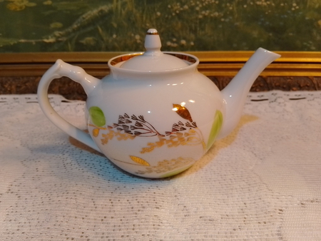 Чайники красивые