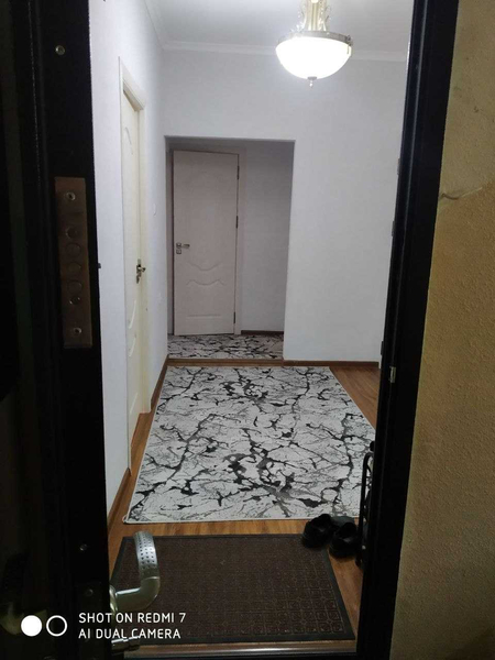 3 Xonalik uyga sheriklik ga qiz kerak. Mo\\\'ljal Diplomatiya oldida.