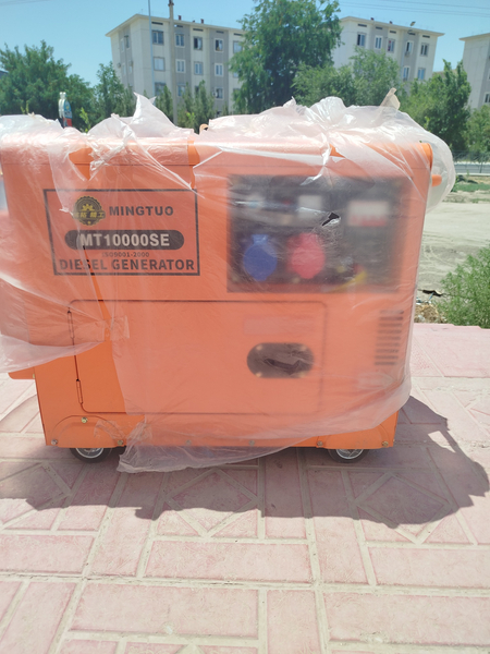 Xar xil turdagi generatorlarimiz bor 4 KW  boshlanib 200 va undan yuqo
