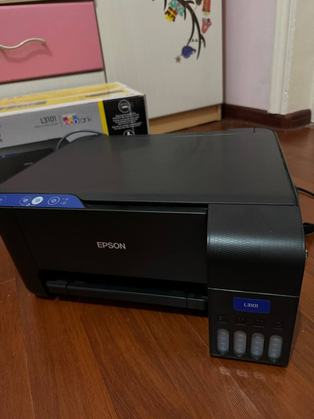Новый цветной  принтер Epson