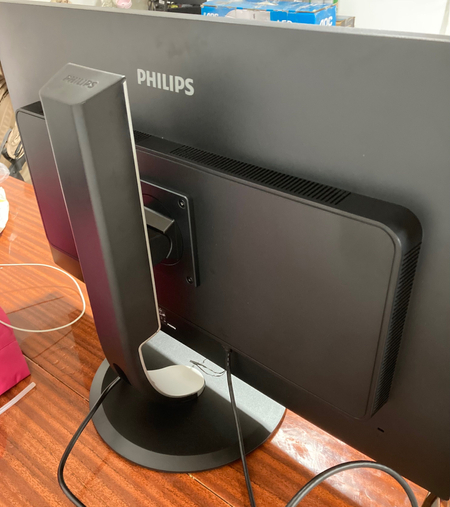 Монитор Philips 32\\\