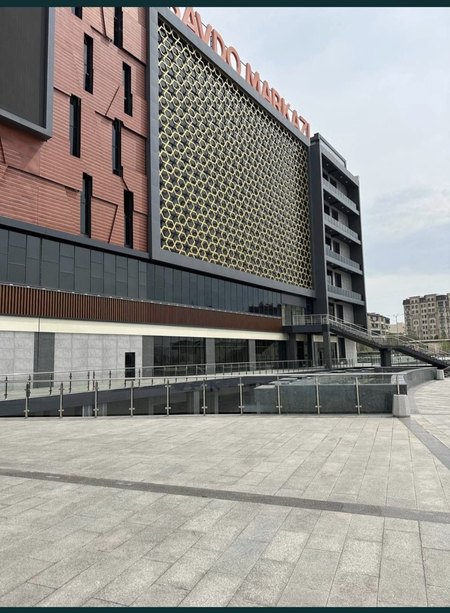Srochnoo nolavoy etaj stroy mart savdo markazi dokon sotiladi