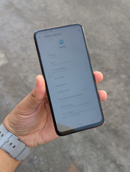 Asus zenfone 6 (Snapdragon 855 12/512)
