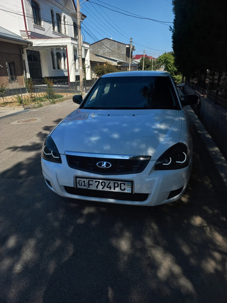 Lada priora 2008