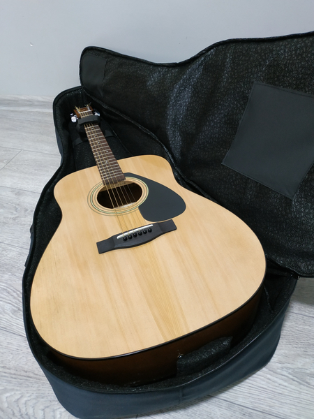 Yamaha F310 + чехол