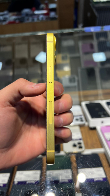 Iphone 14 (gold)