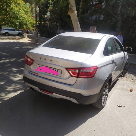 Продается Lada Vesta Cross