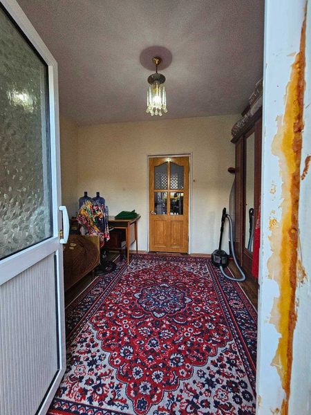 Продам участок с домом на 2 семьи, Дархан, 4 сотки