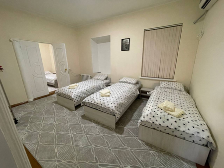 Avenue Guest House - Хостел
