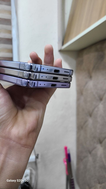 Samsung Z flip4 5G