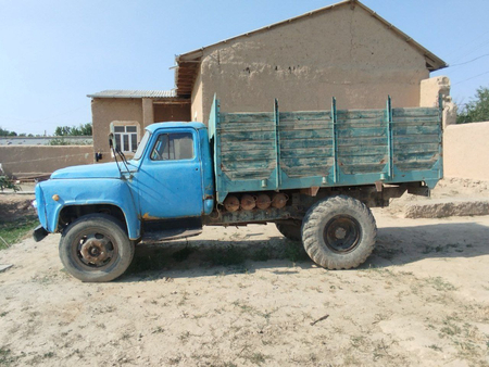 Gaz 52 sotiladi 16 millyon kelishamiz