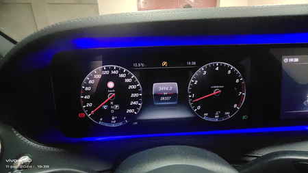 Продаётся Мерседенс БенсW 222 S450 своя 28500 пробег