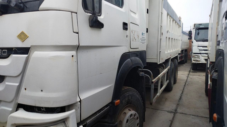 Самосвал HOWO ZZ3257N