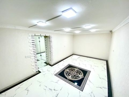 Чиланзар13 30м² подвальное помещение вдоль дороги