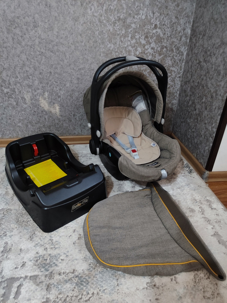 Автолюлька переноска Chicco б/у