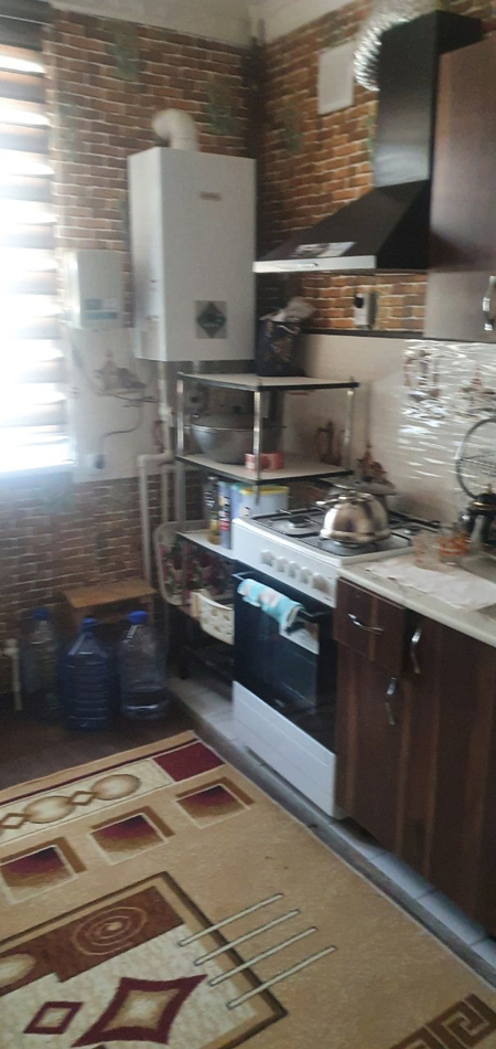 Уй топширилади 2 хонали Ташвилояти Учхоз уйгур махаля  Хокимият
