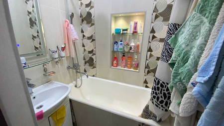срочно продам квартиру ак тепе 2/2/4 52800