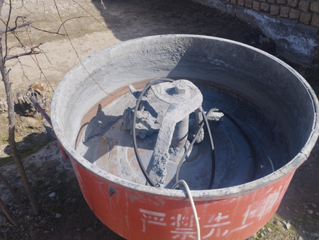 Mahalla  Zavatiskoy 3 fazali sotiladi.