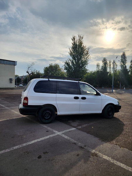 Kia Carnival sotilad OBMEN BOR