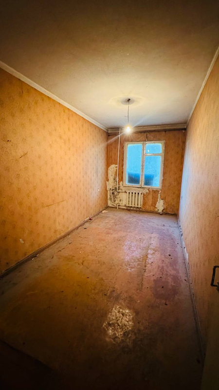 Продам квартиру , Чиланзар 20 квартал , ориентир школа 200  (2/3/4)