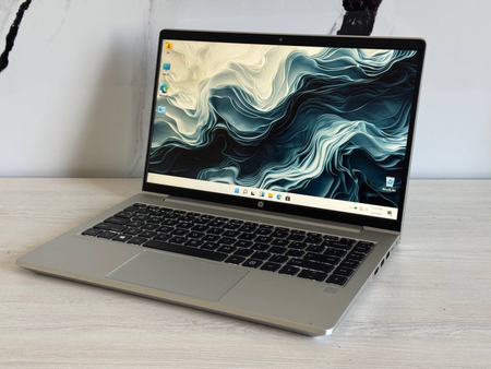HP Probook G8 - AMD R5-5600u/16/256 ssd M2