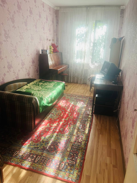 Продается Юнусабад 11 3/1/4