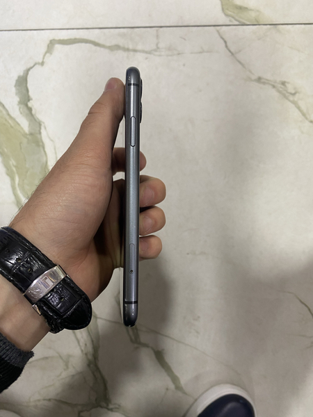 Iphone 11 64gb sotiladi