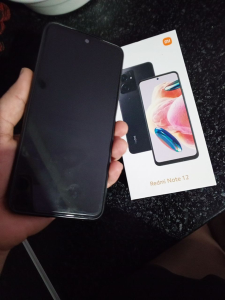 Redmi note 12. 8/256  120гц