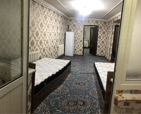 Фрунзенский массивда 3 хонали квартира ижарага берилади!