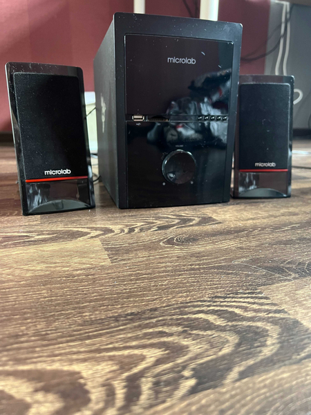 Subwoofer/Сабвуфер microlab + 2 колонки