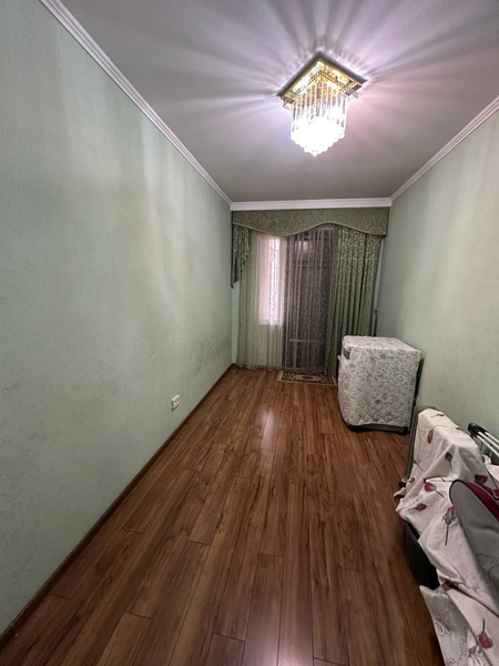 Продаётся 4/1/4 Дархан