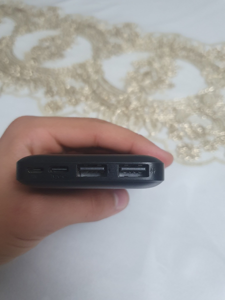 Powerbank sotiladi 10000mAh