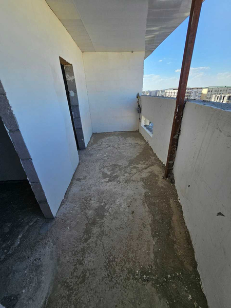 2 xonali 58m² 8-qavat sotiladi