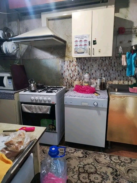 Продаётся 1 ком Мирабадский район Рисовый рынок