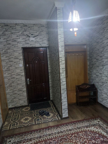 Срочно аренда 2 х комн на карасу 2